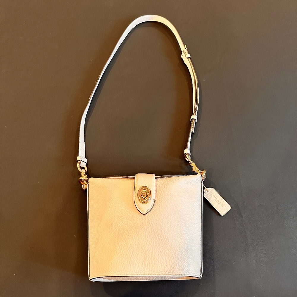 Coach Small Ivory Bucket Crossbody With Flap Closure - Gem